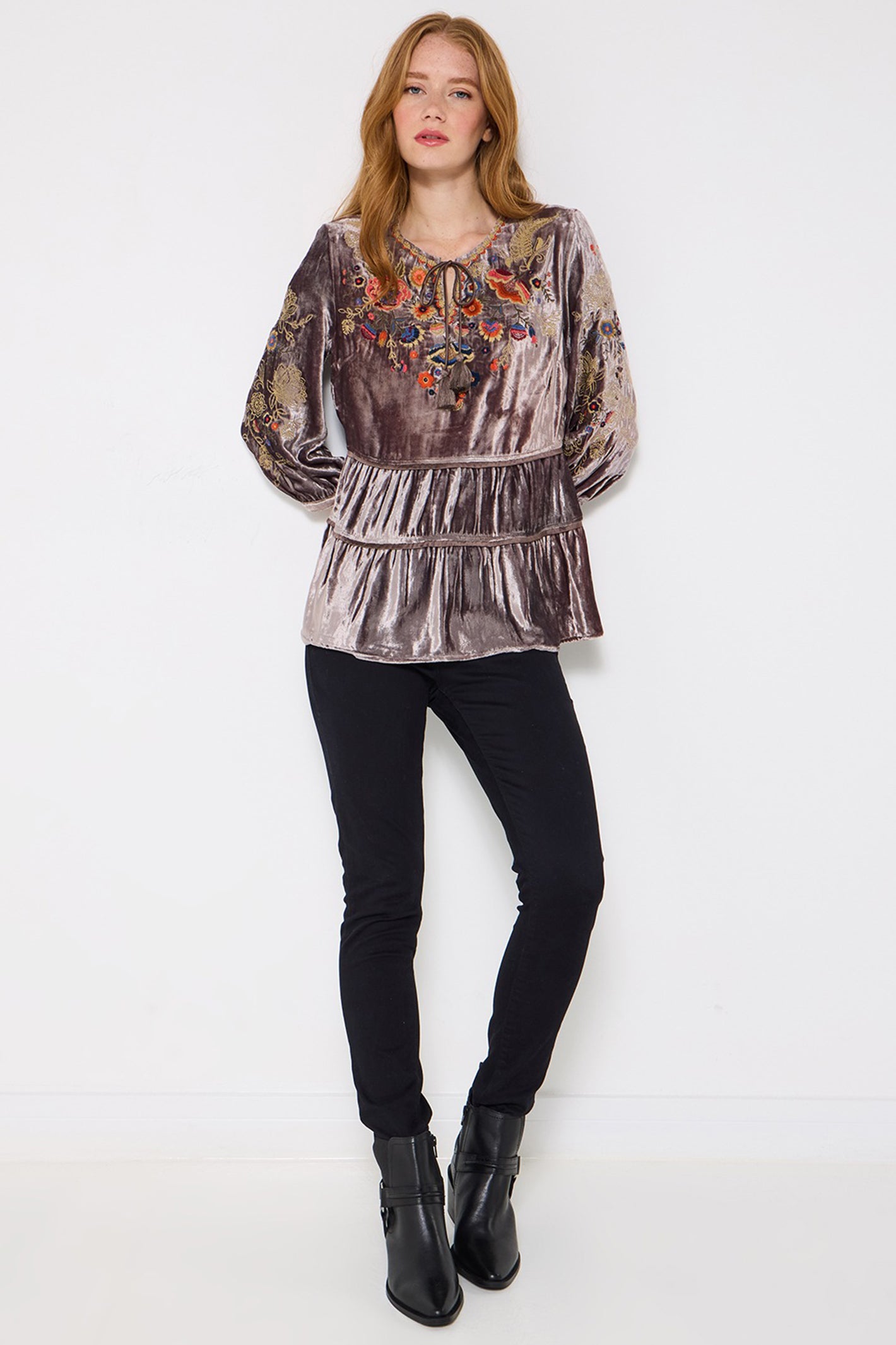 Women's Tops & T-Shirts – Page 2 – Experience Boutique