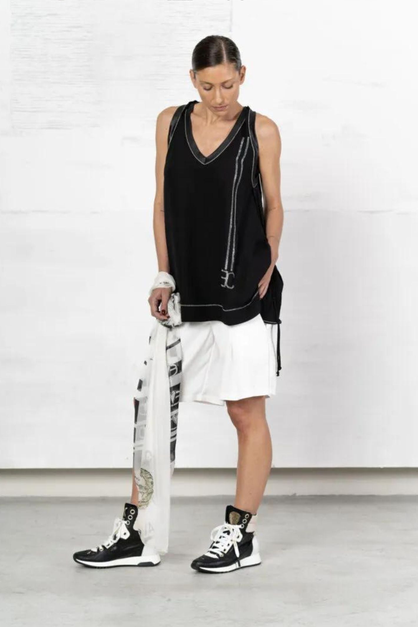 Elisa Cavaletti EJP249025301 Black Oversized Vest Top – Experience Boutique