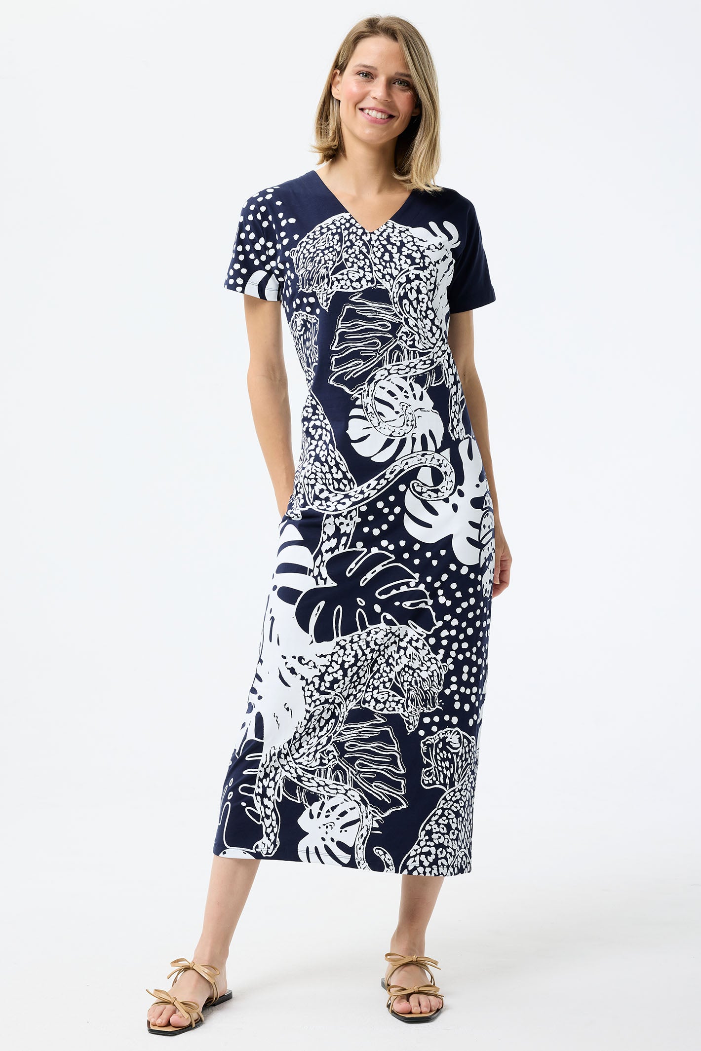Leo & Ugo Navy Blue Leopard Print T-Shirt Dress TEJR784 – Experience ...