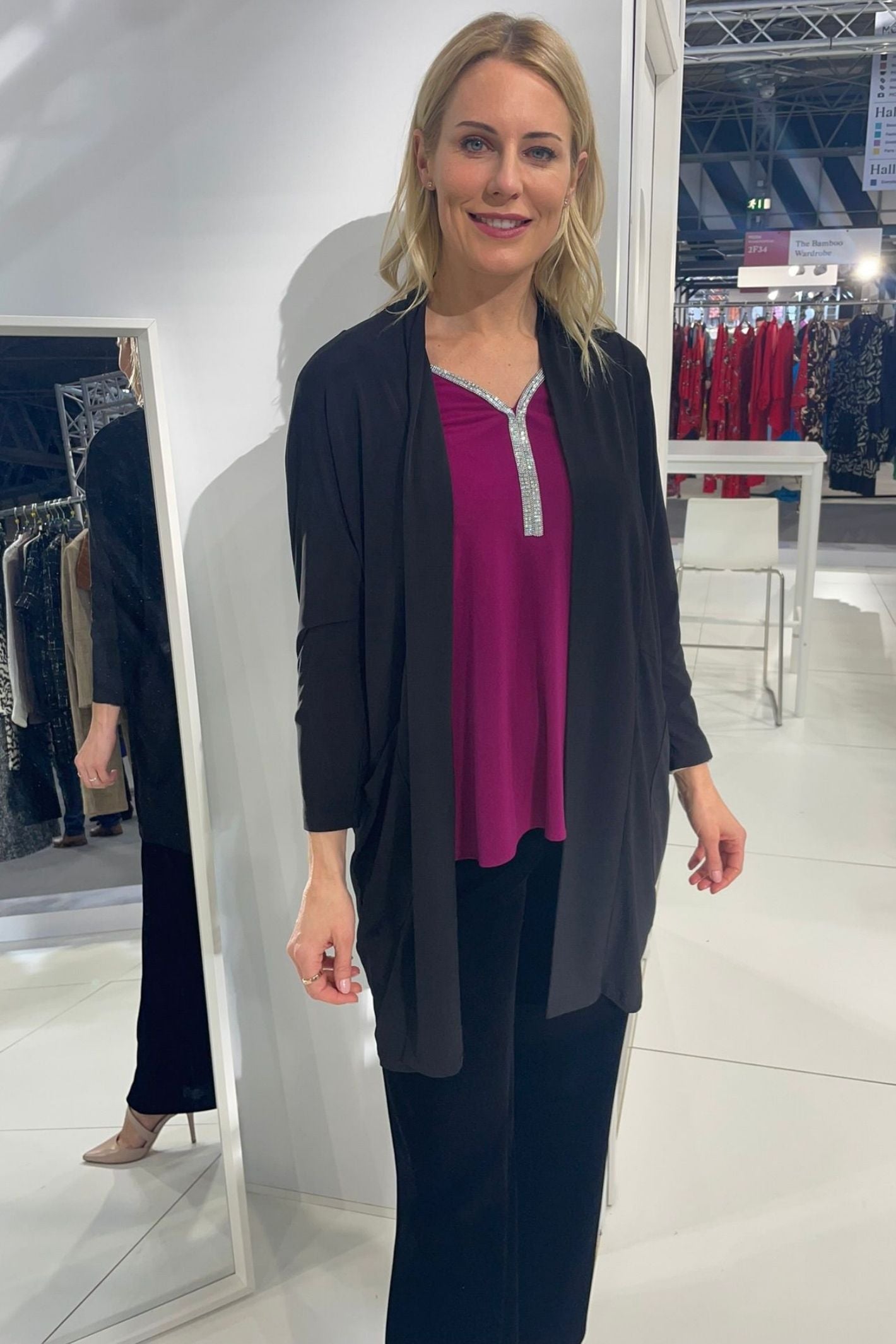 Tia 77611 Black Longline Jacket – Experience Boutique